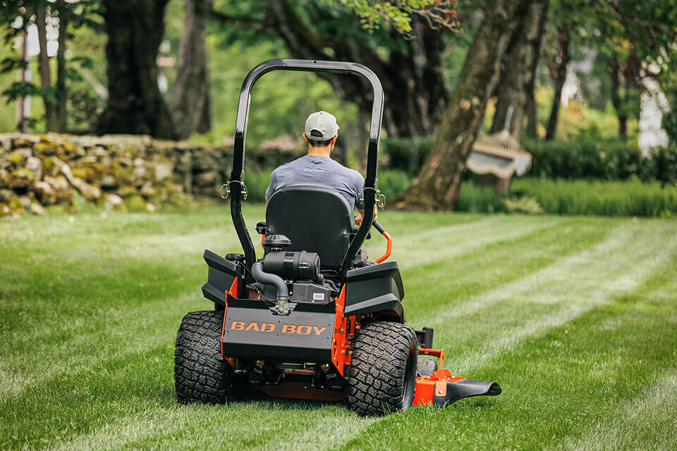 Maverick HD Commercial Lawn Mower | Bad Boy Mowers